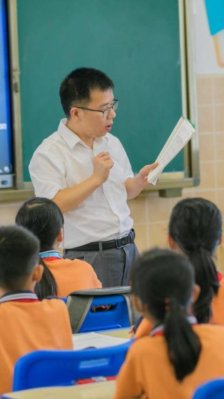 Nhận xét hay của Giáo viên THCS: Hỗ trợ học sinh phát triển tối đa